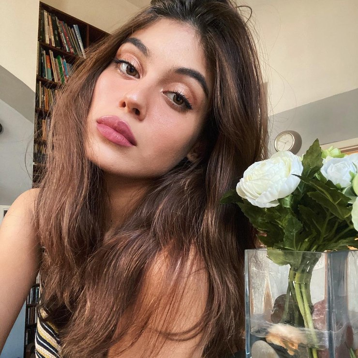 Picture of Thaina Pires