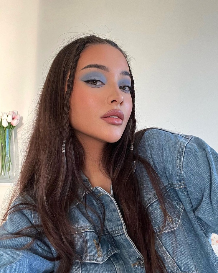 Picture of Isabel Rose