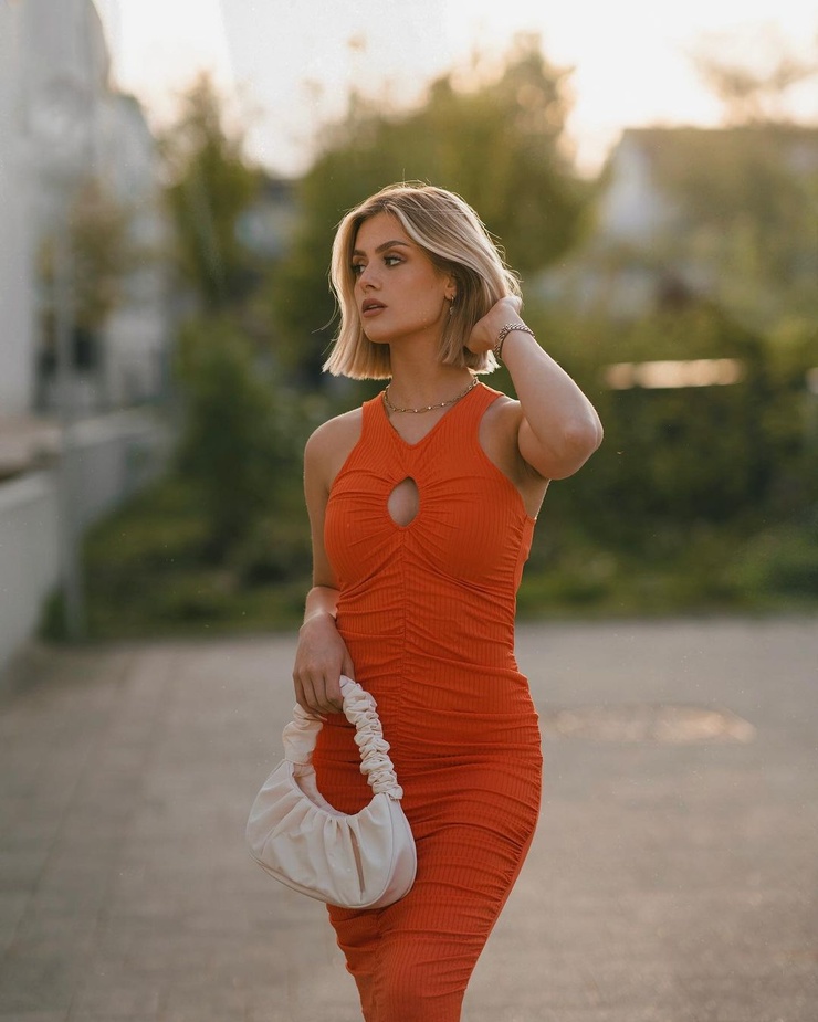 Picture of Laura Michelle