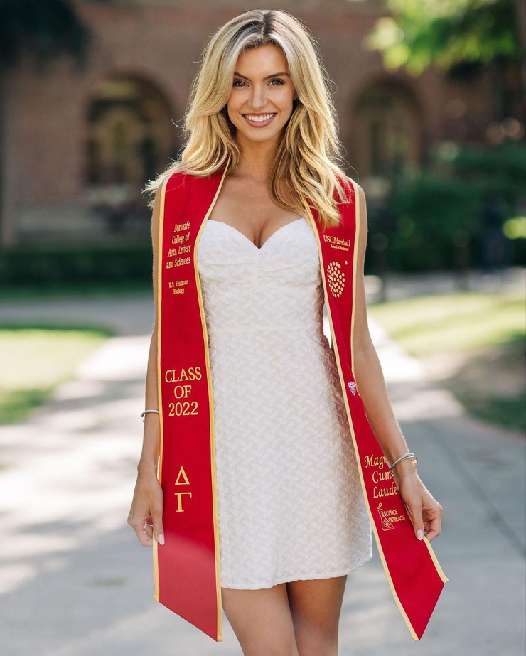 Picture of Allison Mason