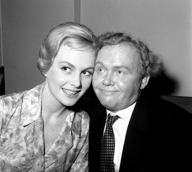 Sarah Branch, Charlie Drake
