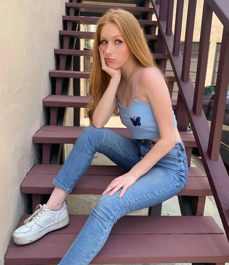 Picture of Lily Cardone