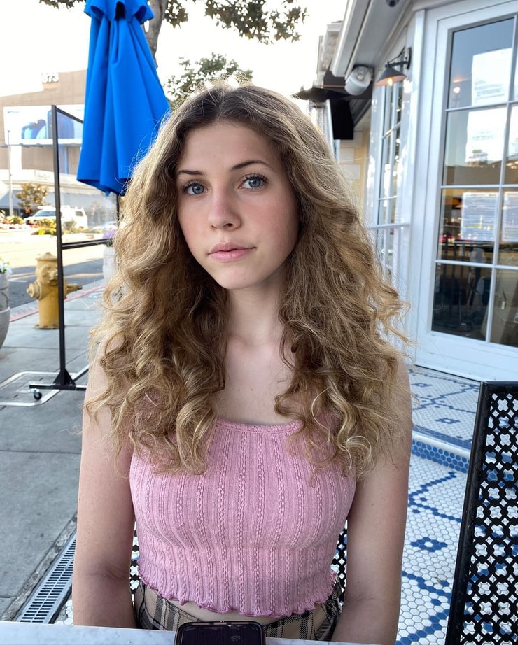 Picture of Mila Brener