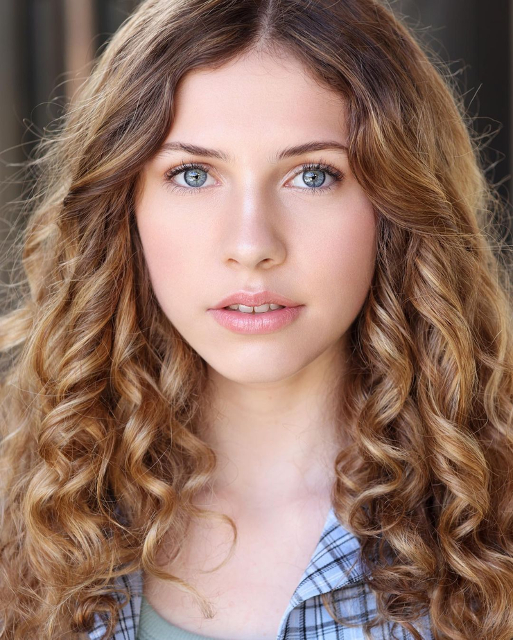 Picture of Mila Brener