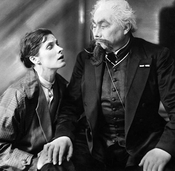 Sybille Binder, Paul Wegener