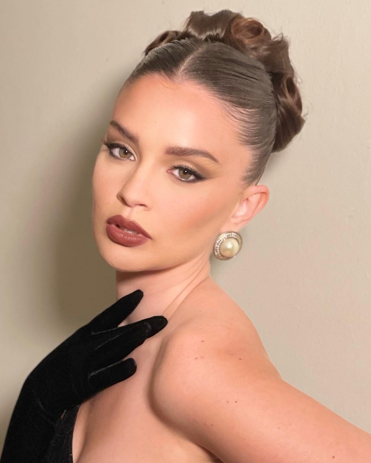 Picture of Sabrina Claudio