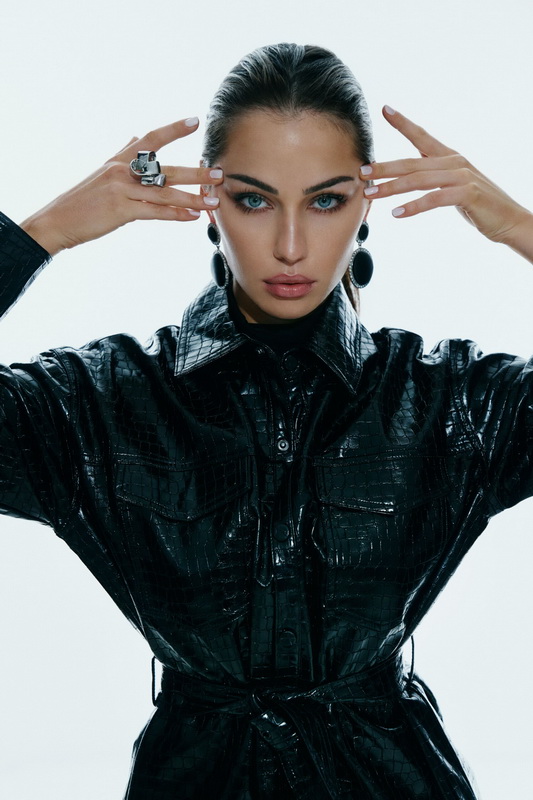 Lea Feuerstein image