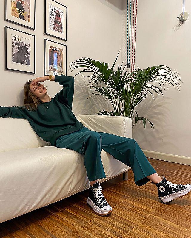 KAROLINA BAYER picture