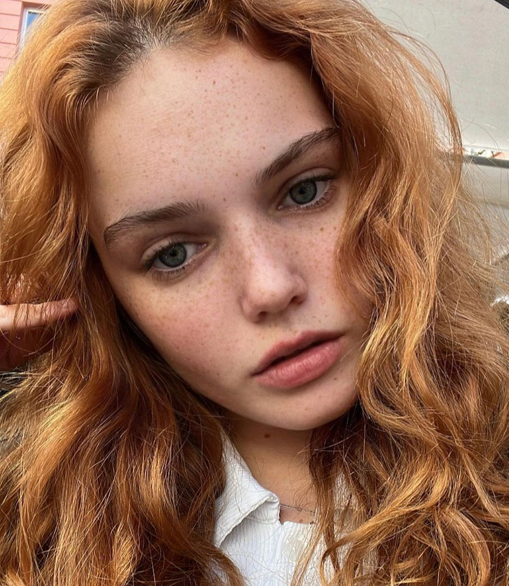 Picture of Viola Koves