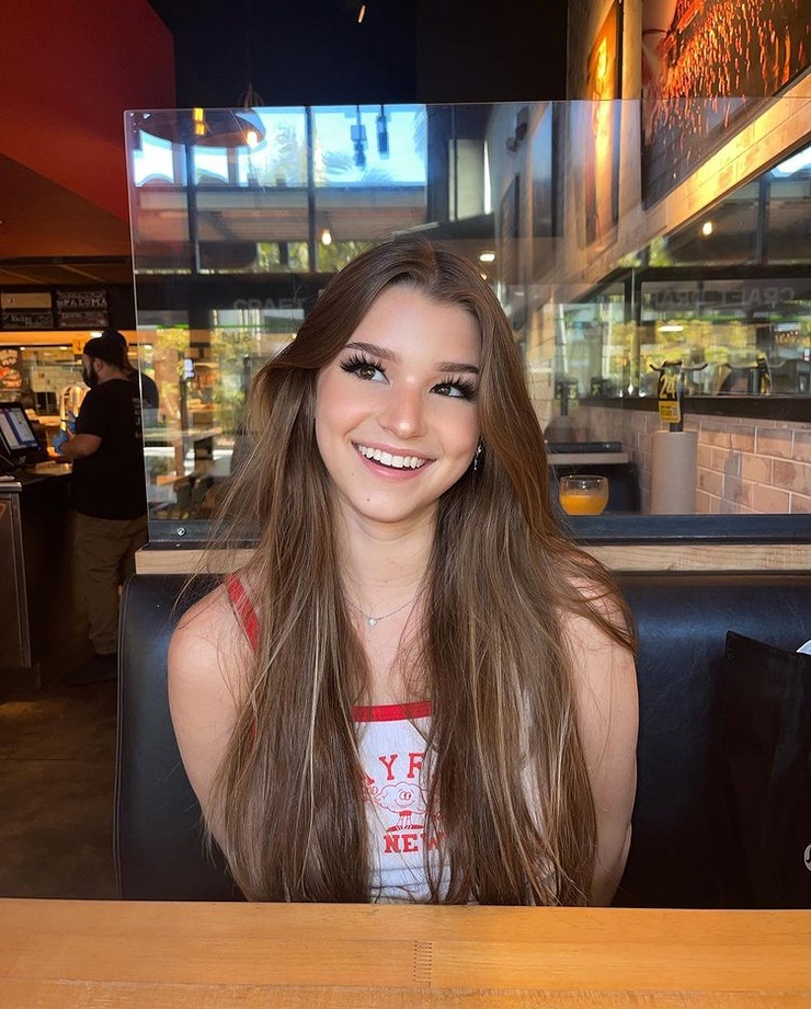 Picture of Brooke Monk