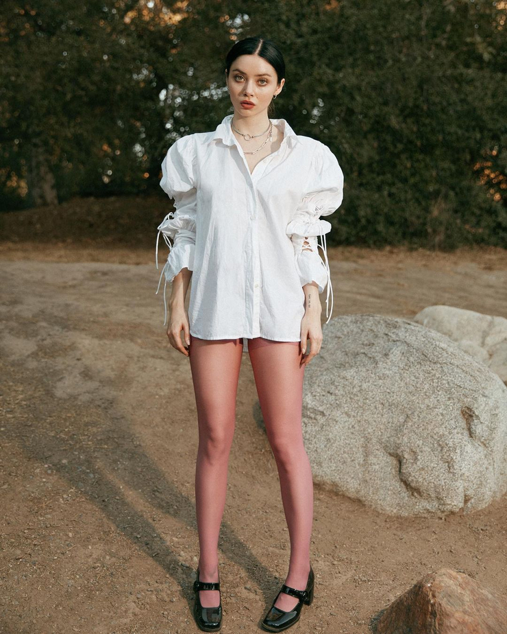 Picture of Alina Lee