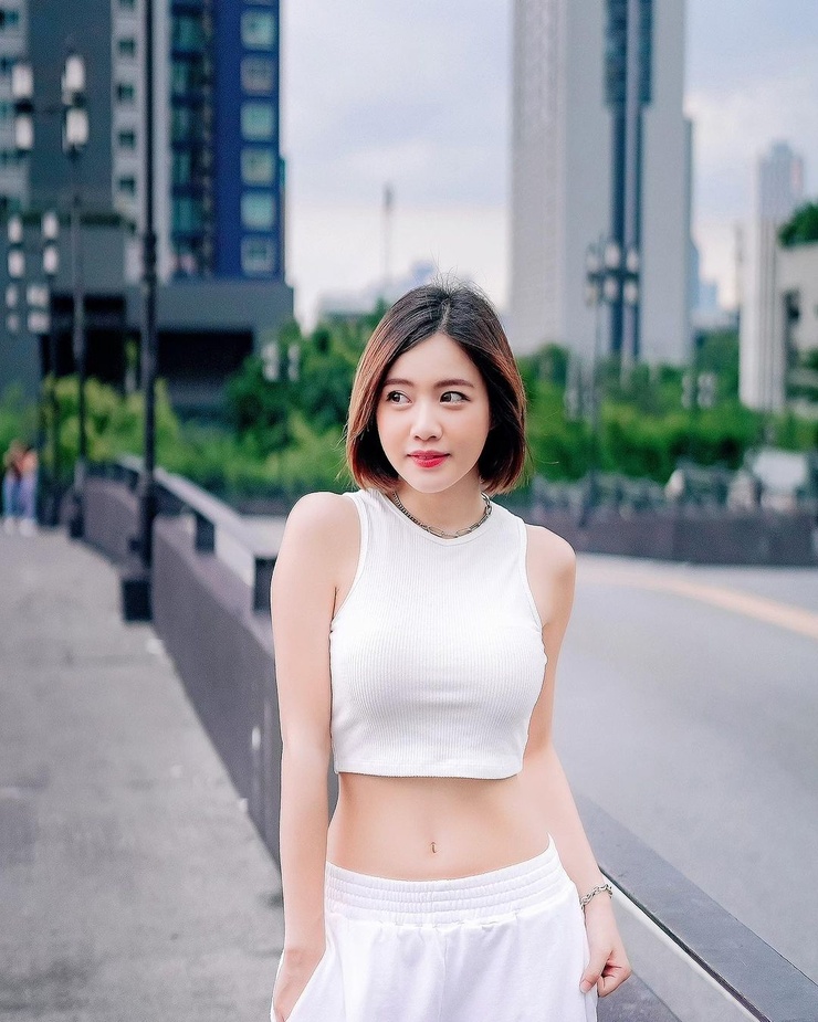 Picture of Chatchaya Suthisuwan