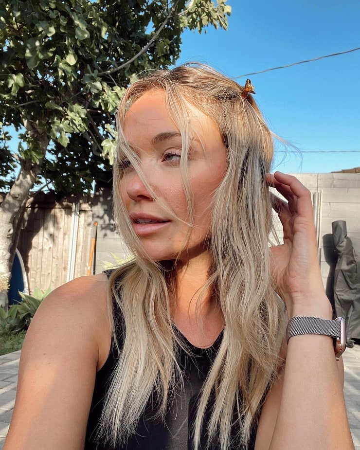 Picture of Katrina Bowden