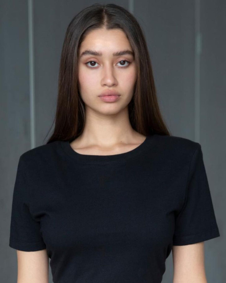 Picture of Elisa Flores