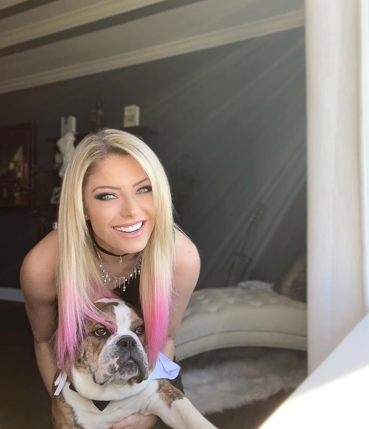 Alexa Bliss picture