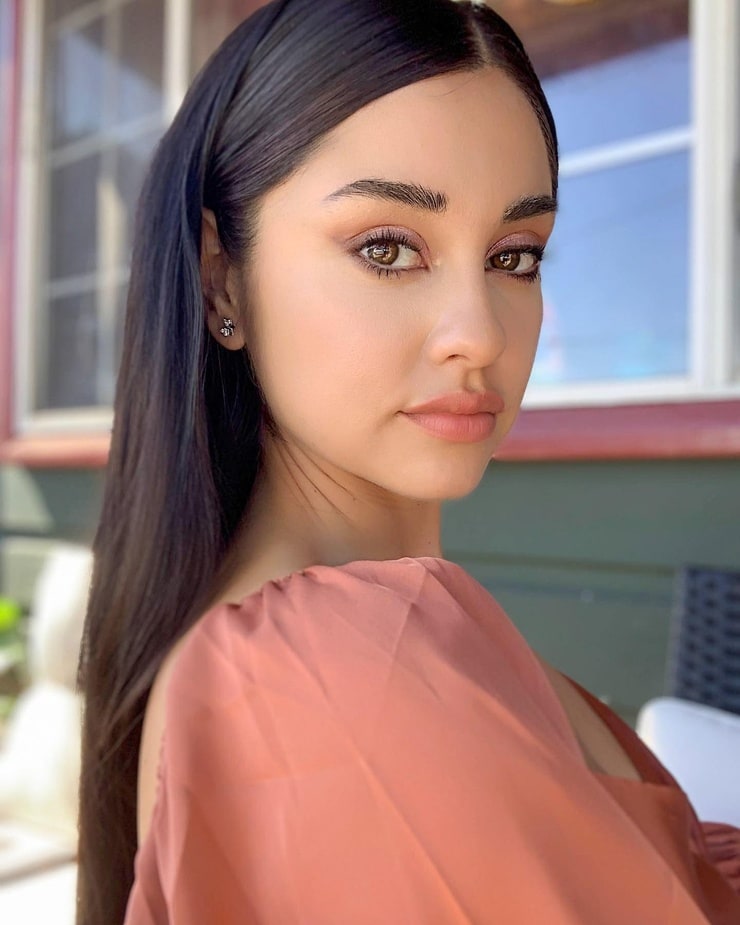 Image of Yvette Monreal