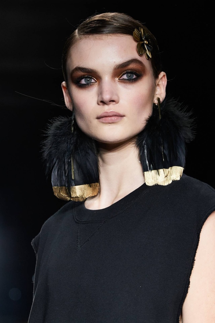 Image of Shayna McNeill