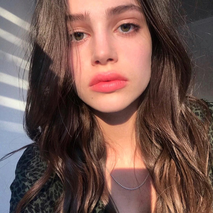 Picture of Karina Pill