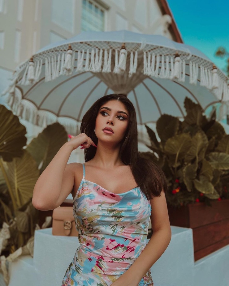 Picture of Elizabeth Elias