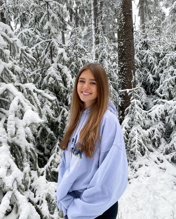 Picture of Sydney Ramolla