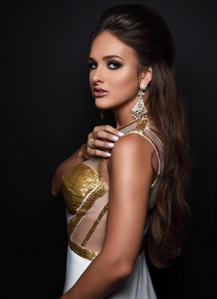 Picture of Chloe Turner