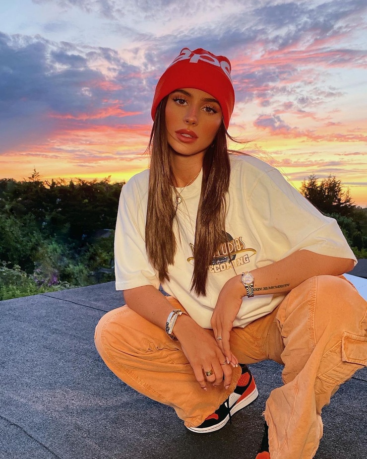 Georgia May Heath image