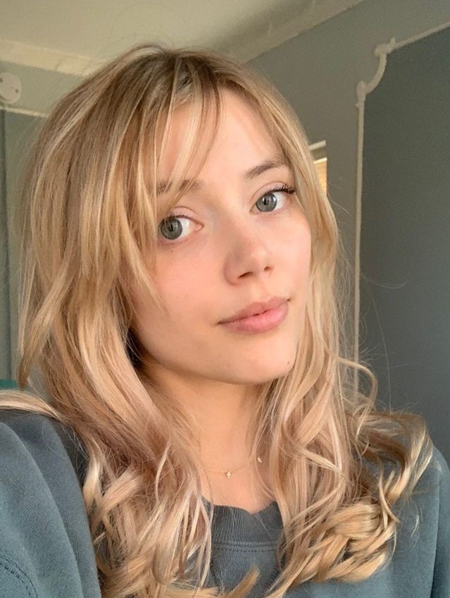 Image of Grace Van Dien