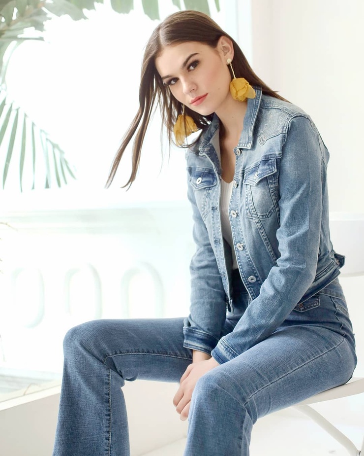 Picture of Manon Neny