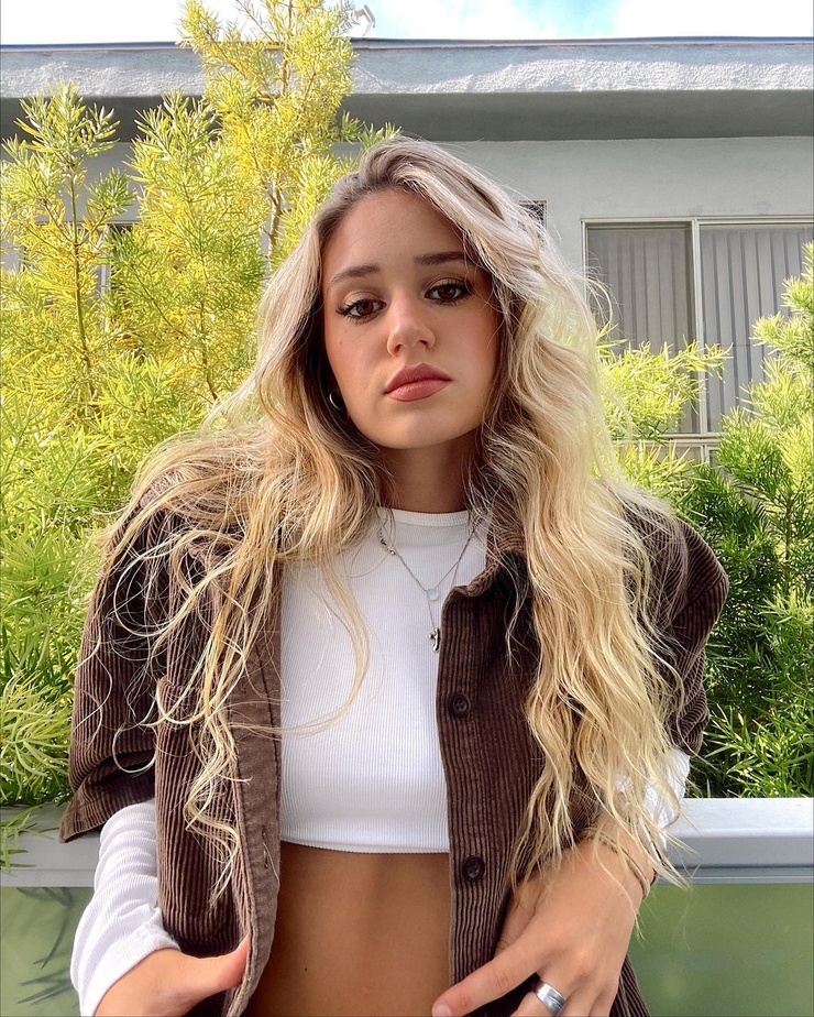 Picture of Riley Lewis