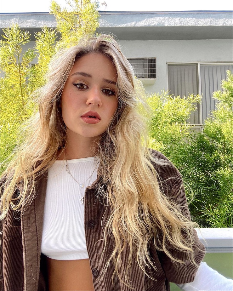 Image of Riley Lewis