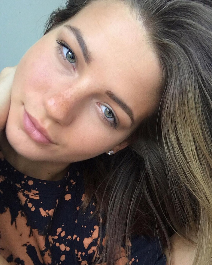 Picture of Danielle Stratton.