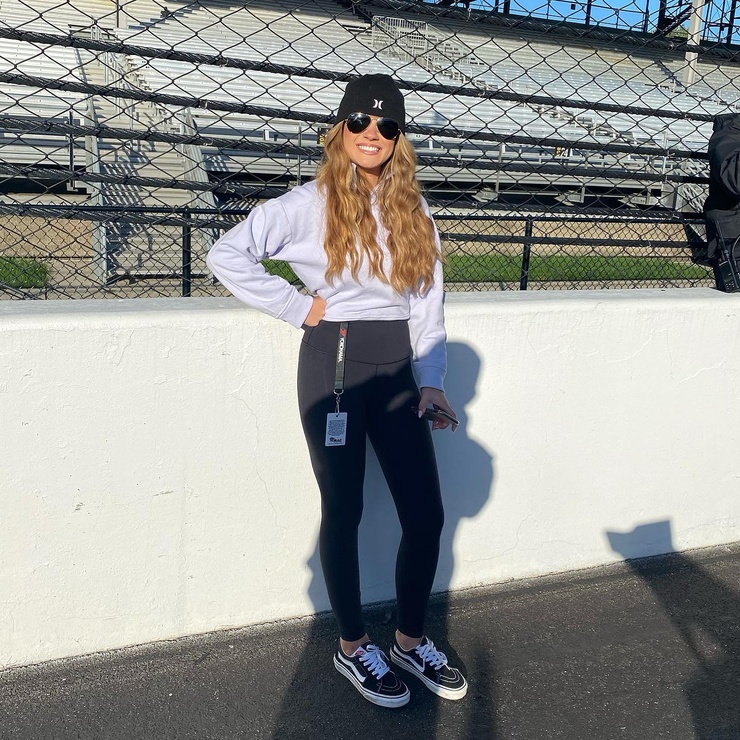 Picture of Danielle Stratton.