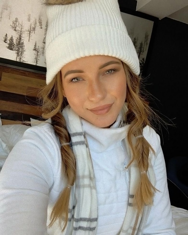 Image of Danielle Stratton.