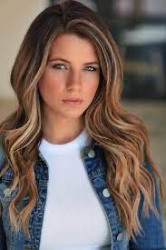 Picture of Danielle Stratton.