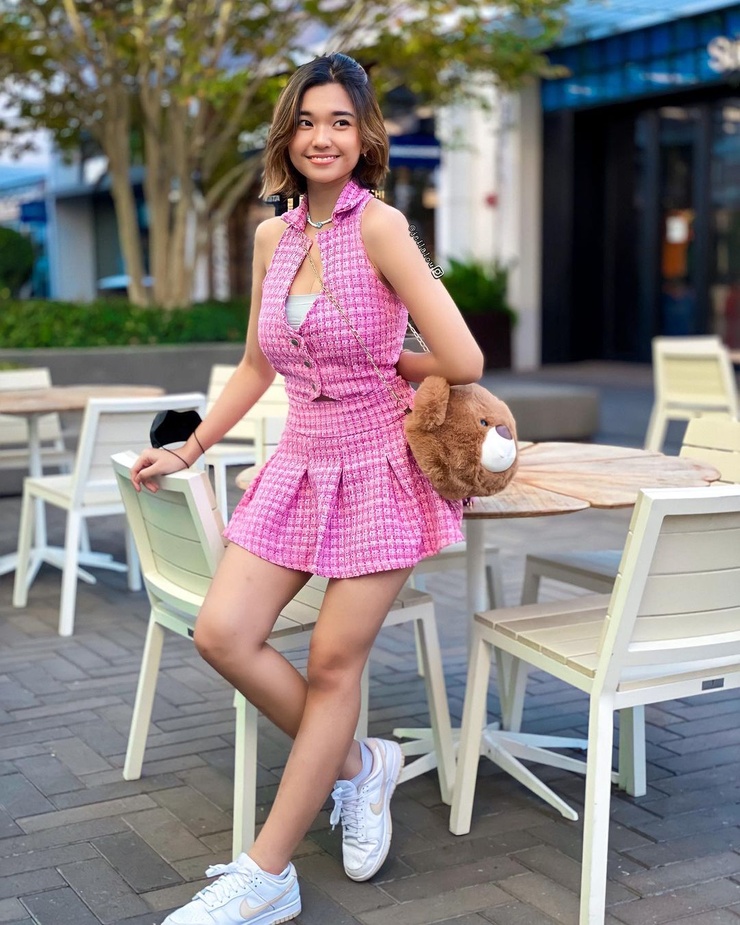 Picture of Jeila Dizon