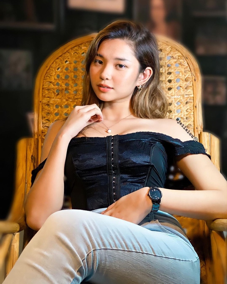 Picture of Jeila Dizon