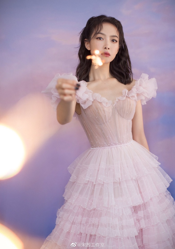 Picture of Victoria Song