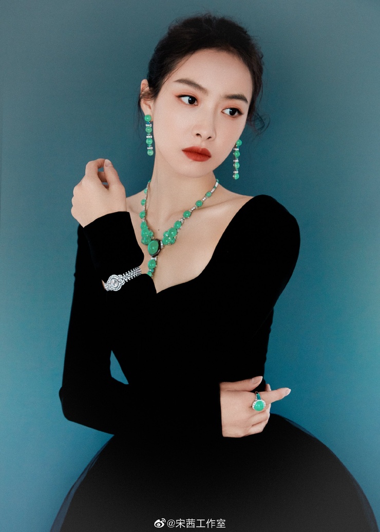 Picture of Victoria Song