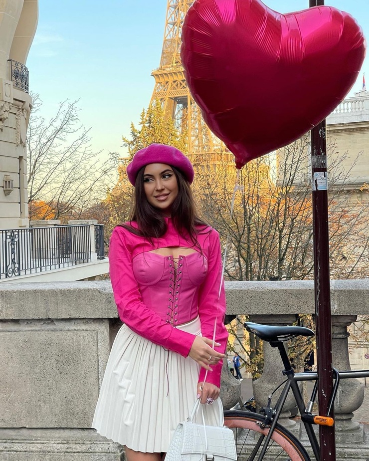 Nicoleta Bezer picture