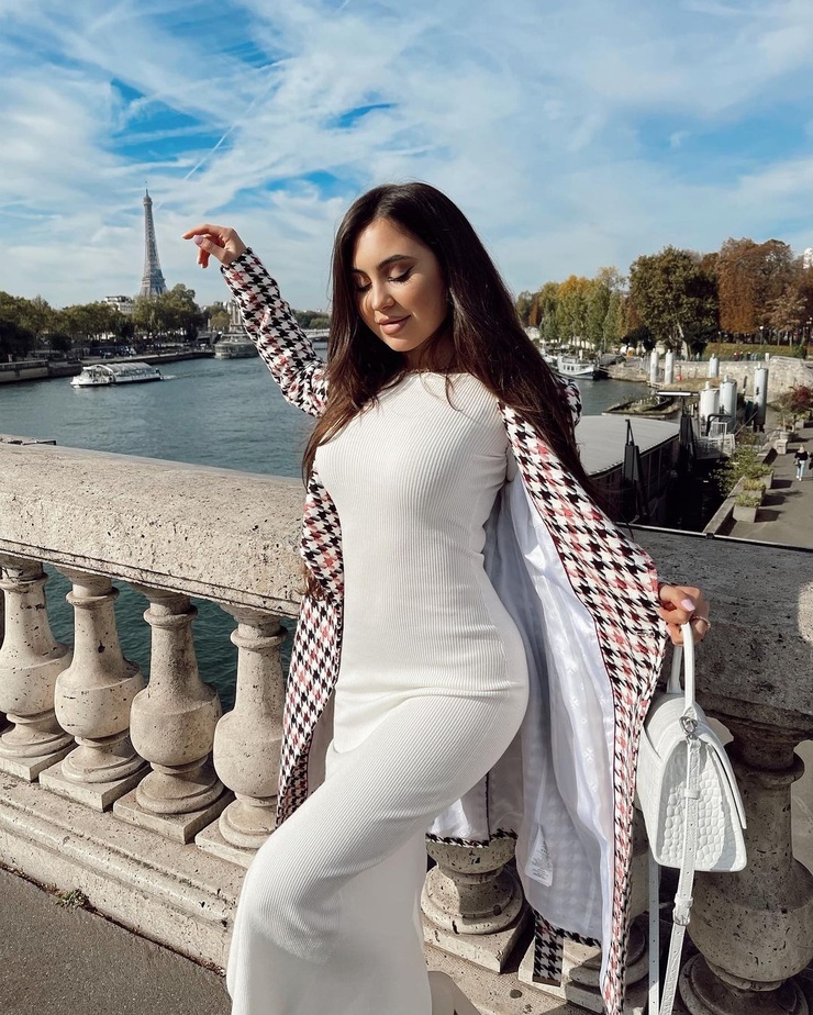 Image of Nicoleta Bezer