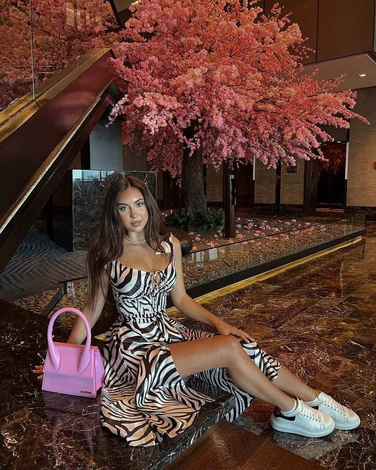 Picture of Nicoleta Bezer