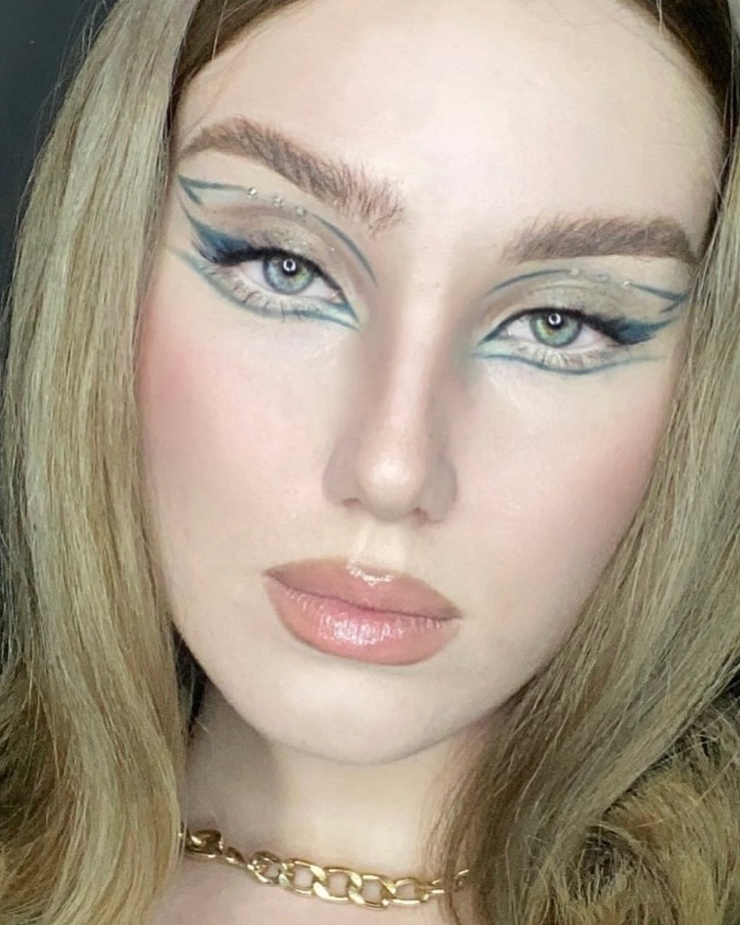 Picture of Ksenia Adova