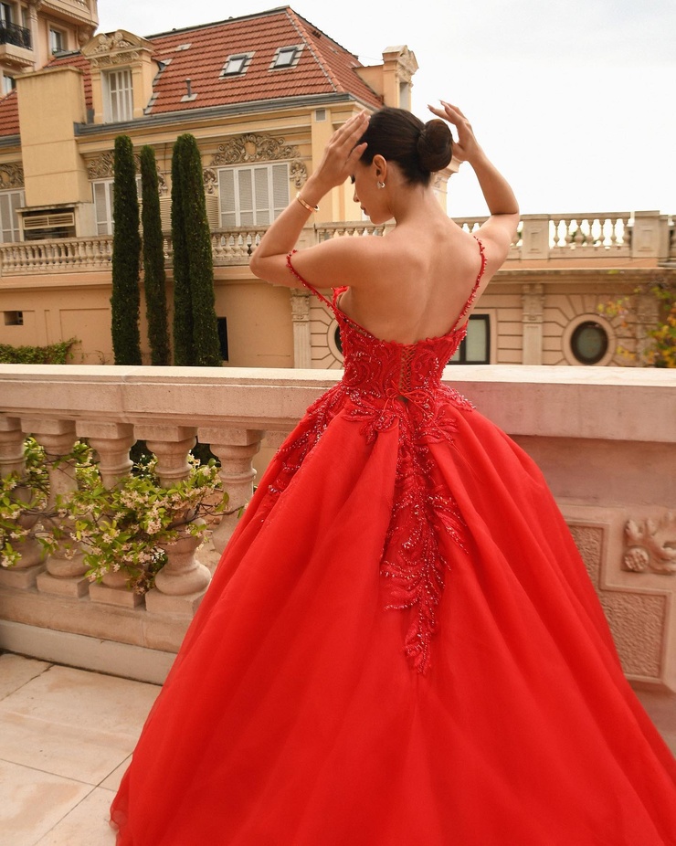 Natalia Barulich picture