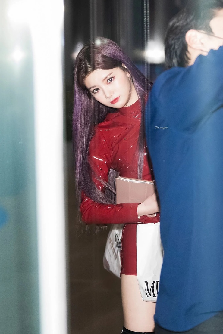 Image of Yiren