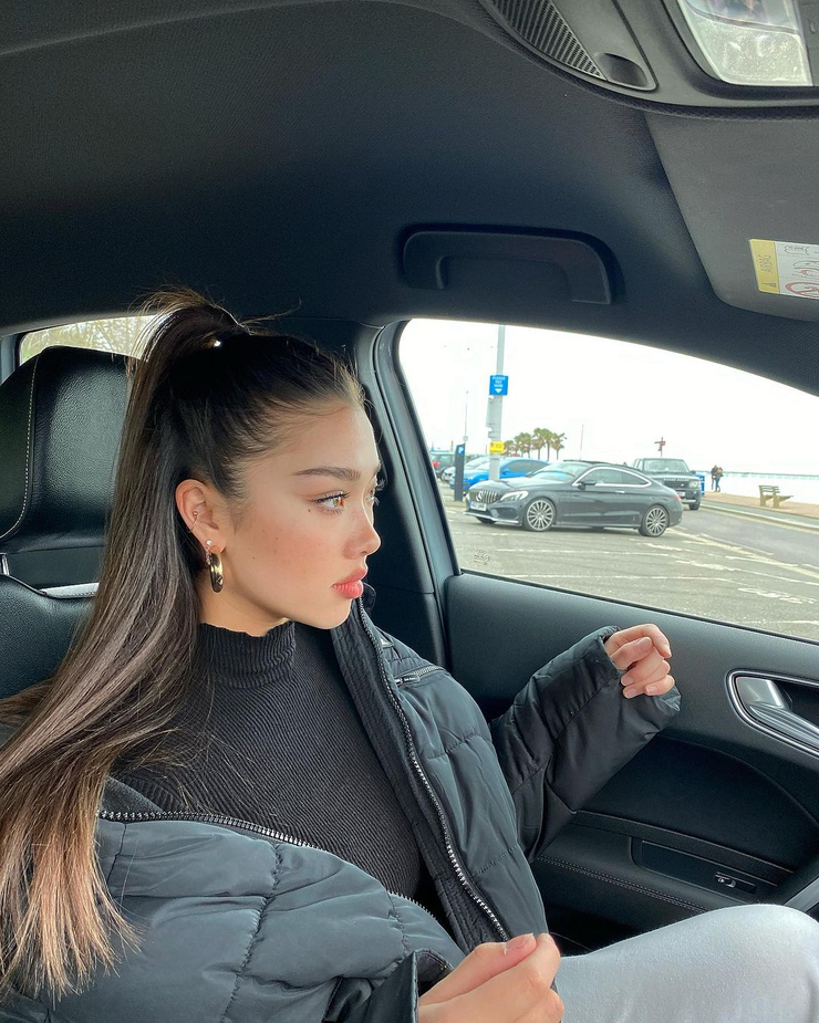 Picture of Cameron Valentina