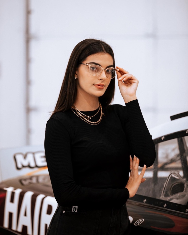 Picture of Toni Breidinger