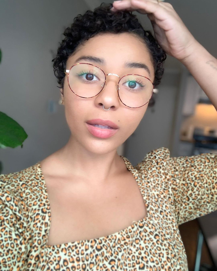 Picture of Zoe Borde