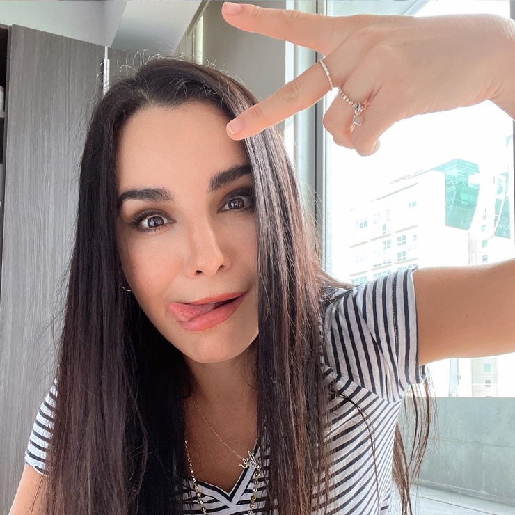 Picture of Martha Higareda