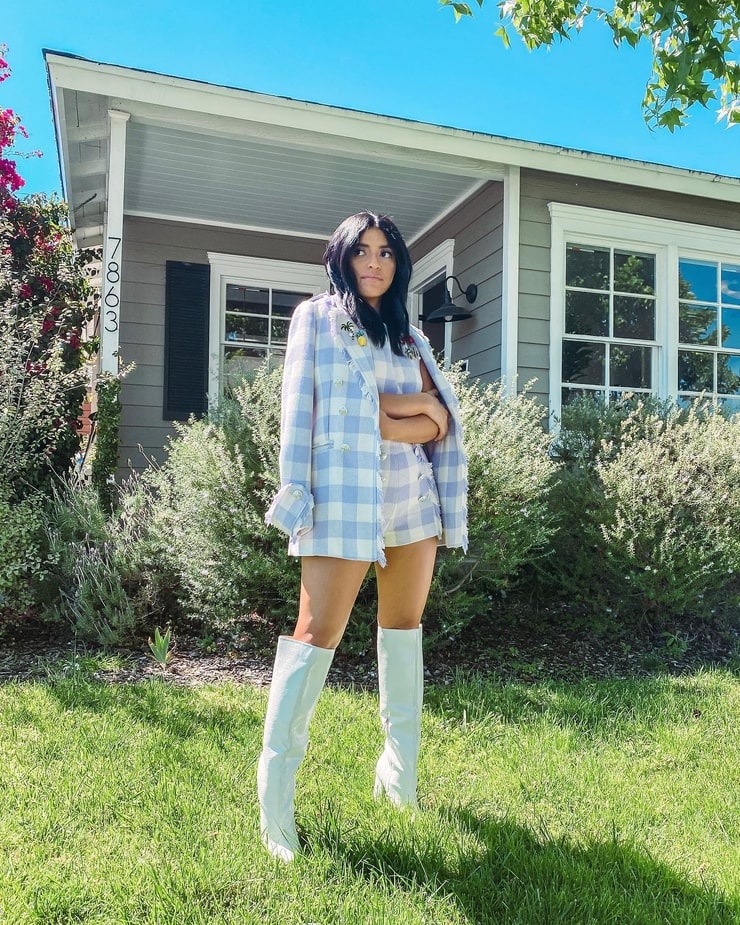 Karrie Martin picture