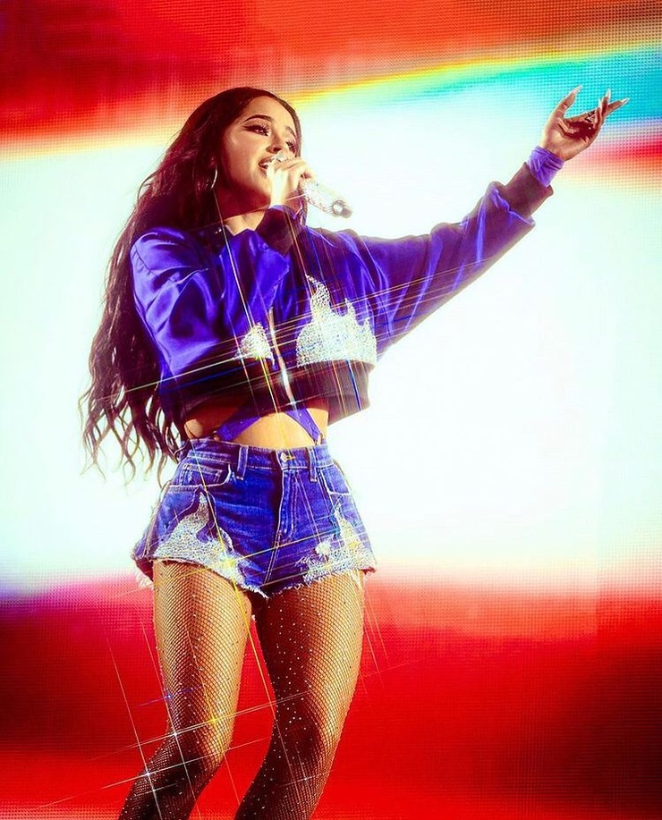 Image of Becky G.
